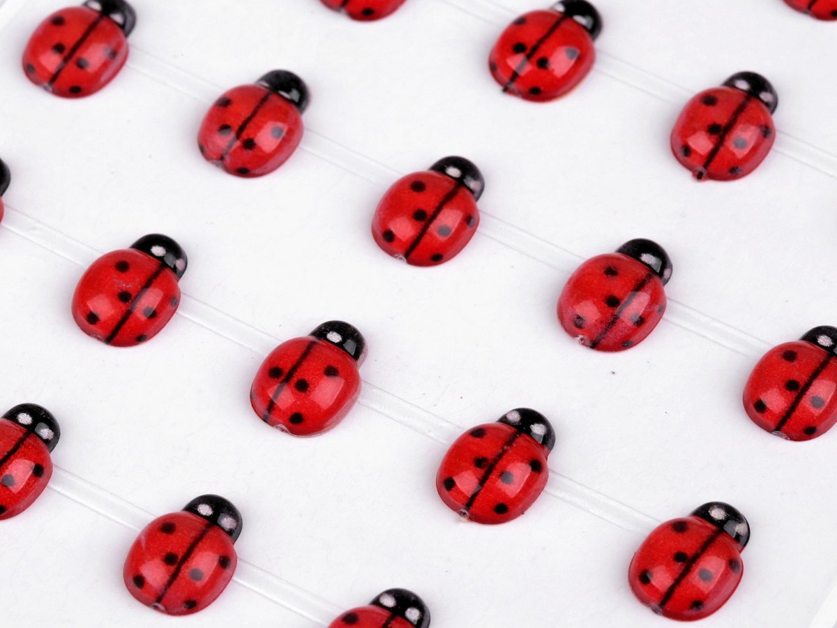 Mariehøne Selvklæbende 9x13mm / 35 Stk - Stickers - Papirgalleriet